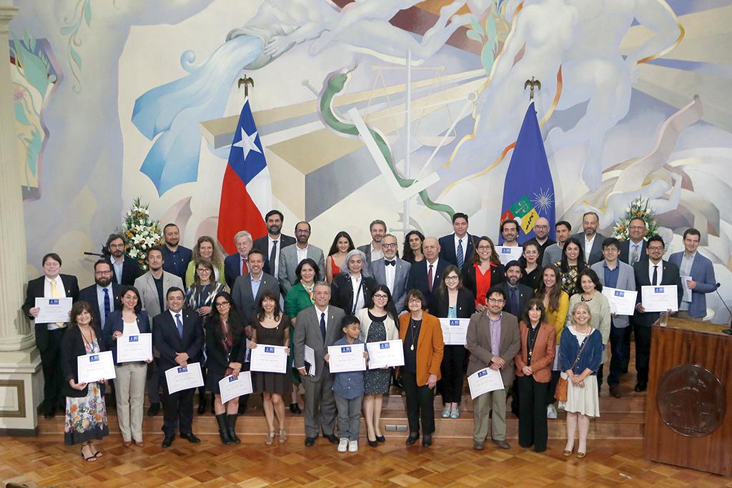 Académicos/as de la FCEI son homenajeados en la conmemoración de los ...