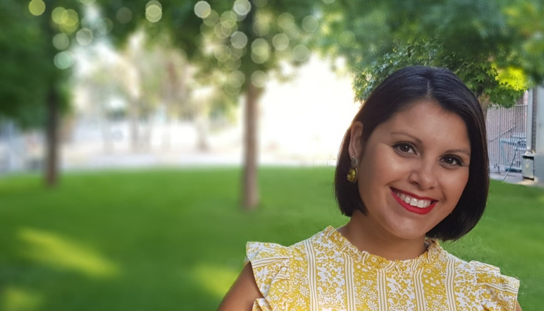 Egresada de la Escuela de Periodismo Makarena Estrella recibe premio ...